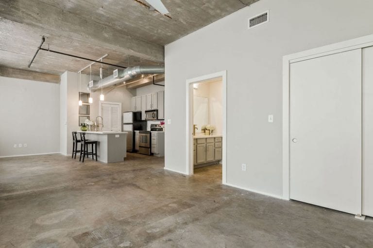 Exposed Brick Lofts in Downtown Dallas | Starting at $1250+